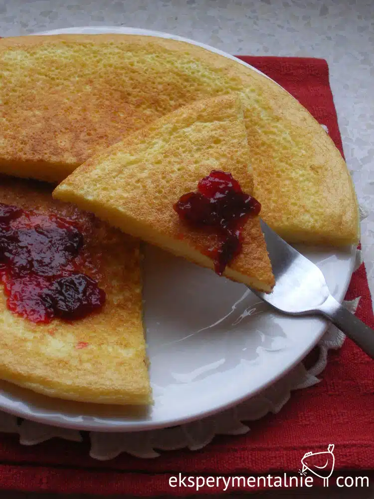 Jak zrobić omlet biszkoptowy - omlet na słodko