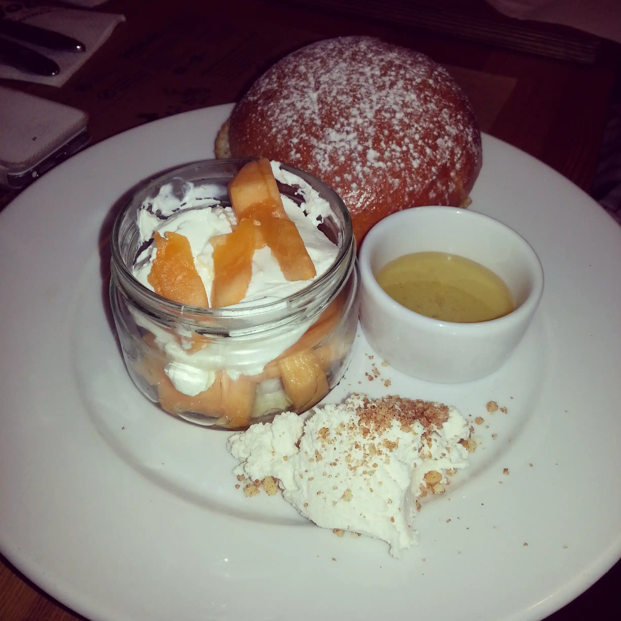 Gdzie zjeść w Warszawie śniadanie - Aioli